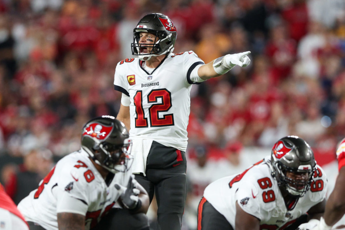 Buccaneers: Tom Brady shows true leadership after loss to Chiefs