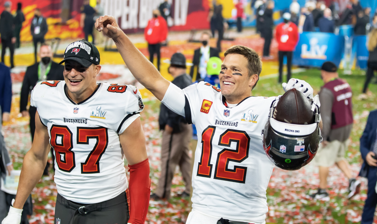 Rob Gronkowski had a very 'Gronk-like' reaction to Tom Brady's retirement