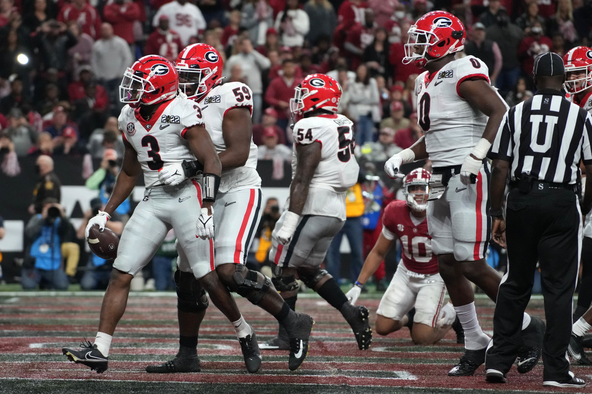 Steelers: OTA's prove one draft pick is in for a steep learning curve