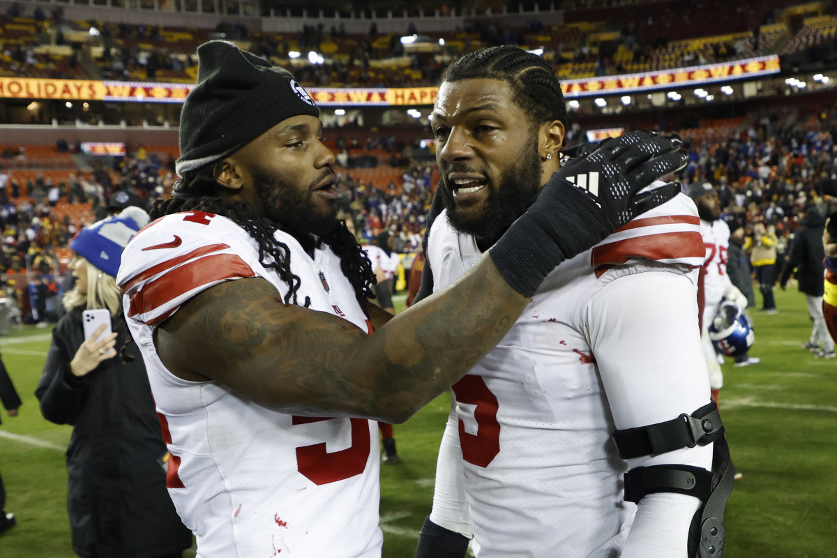 Desperation could cause this former Oregon star to be on the move once ...