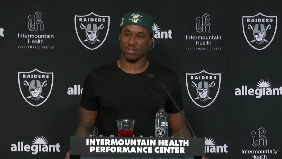 Raiders CB Marcus Peters is excited for his dad to finally wear his jersey