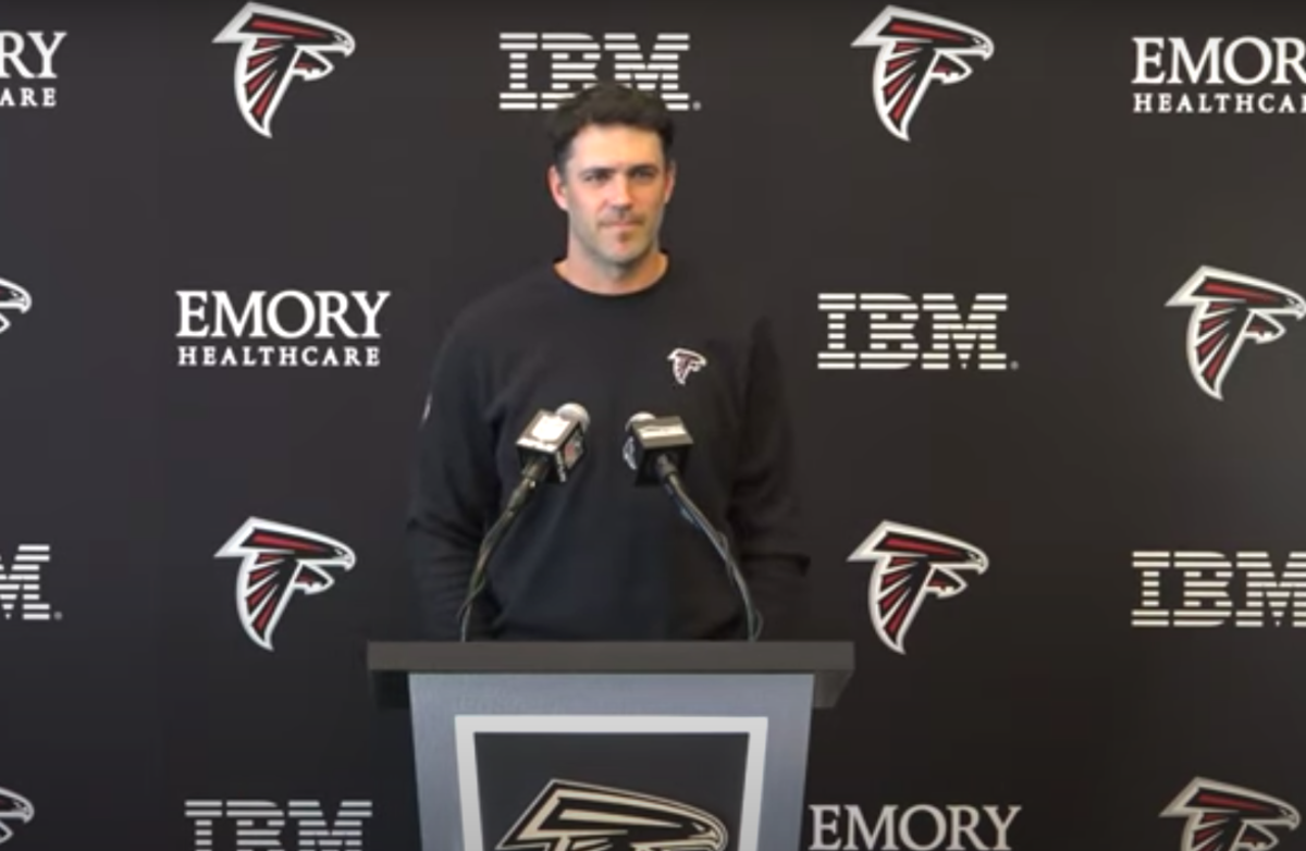 Falcons new OC Zach Robinson addresses quarterback situation
