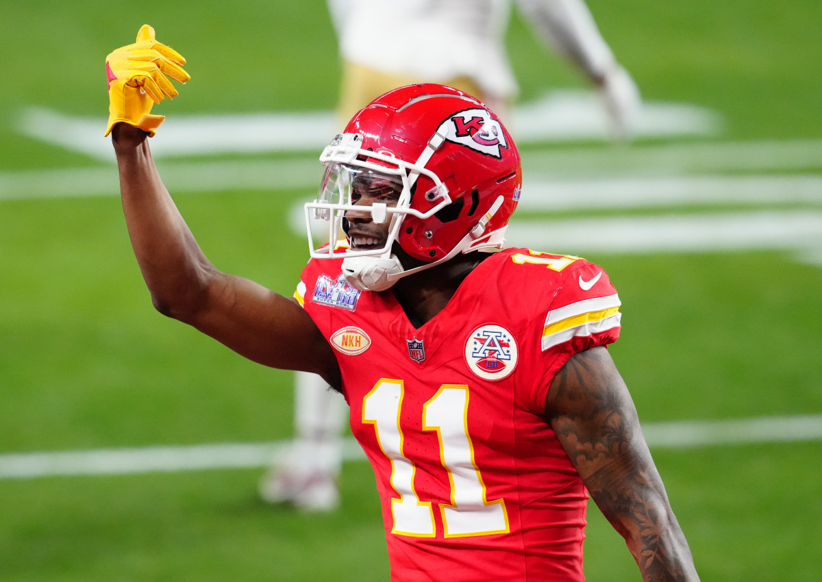 Chiefs release WR Marquez Valdes-Scantling to save cap space after ...