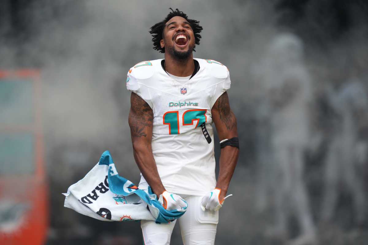 Miami Dolphins have an easy and a tough decision to make regarding ...