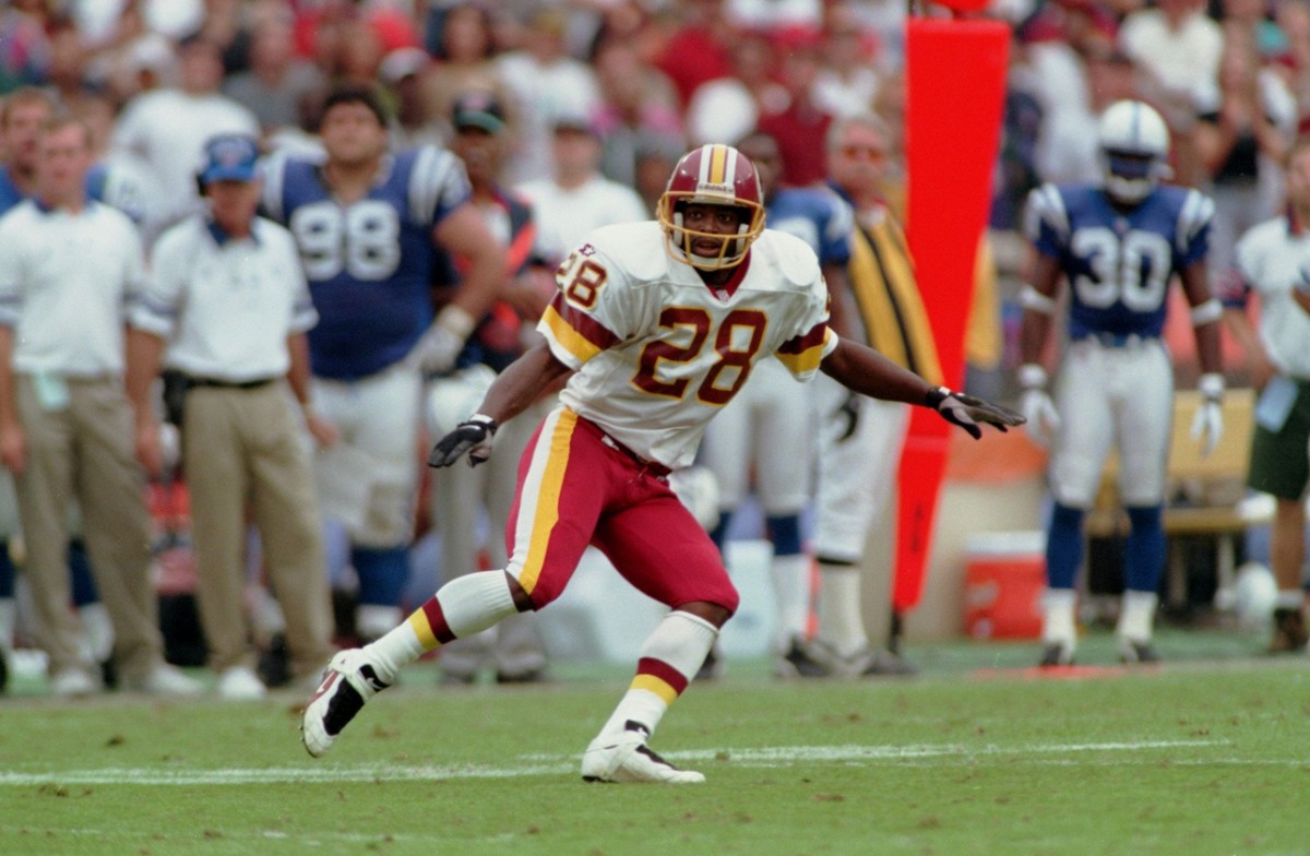 Commanders Hall of Famer Darrell Green shows off shocking speed at 64 ...
