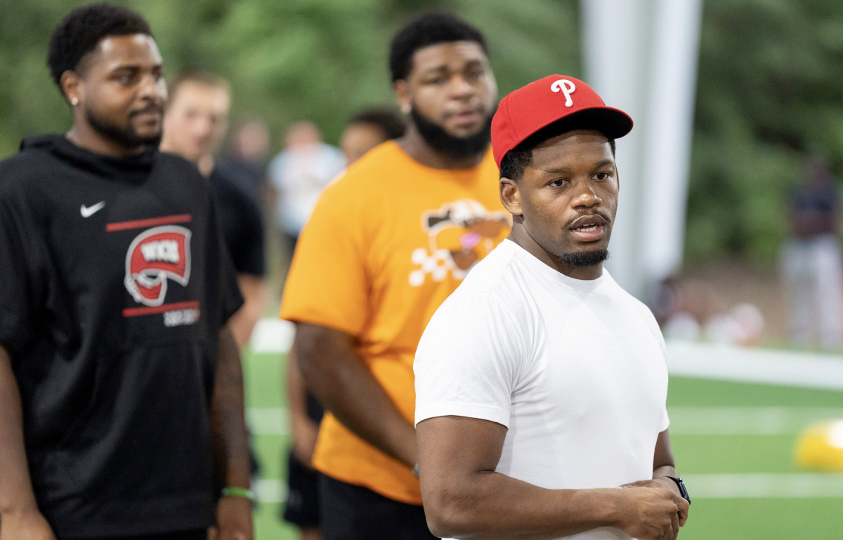 Former Tennessee Vols standout survives first NFL training camp battle