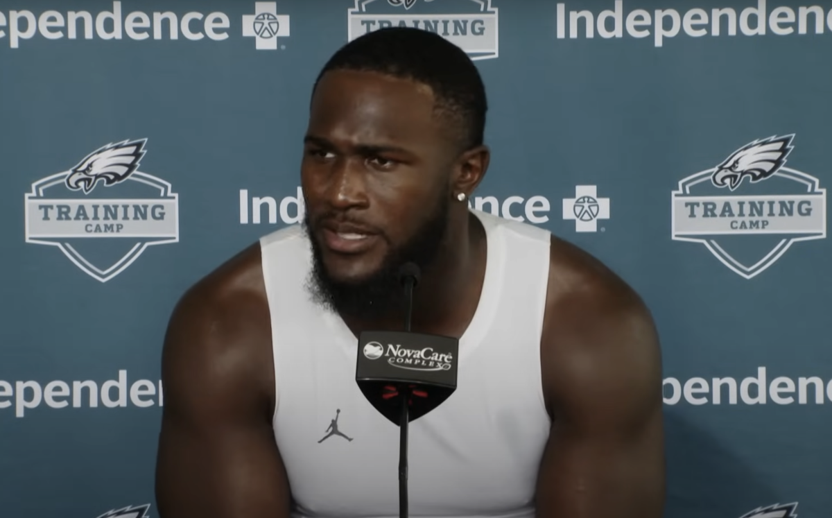 Eagles LB Devin White reveals how he's holding AJ Brown and Jalen Hurts ...
