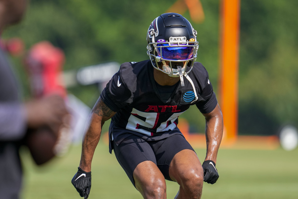 Falcons take advantage of stalled market to keep ascending star around ...