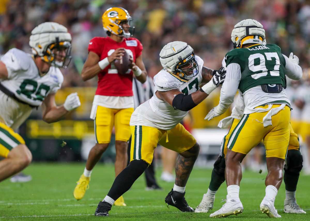 Packers face crucial decision as battle for starting job remains ...