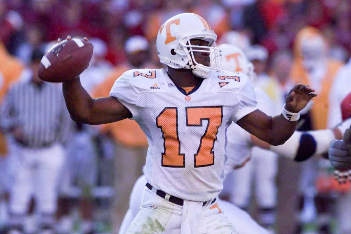 Tennessee Vols legend sees longtime SEC record go down on Saturday, but ...