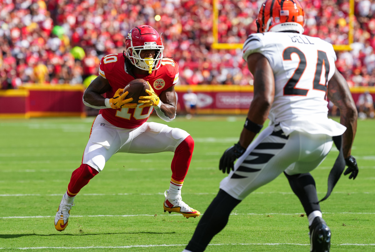 Chiefs' Andy Reid gives injury update on RB Isiah Pacheco after he exited late in the Week 2 win ...