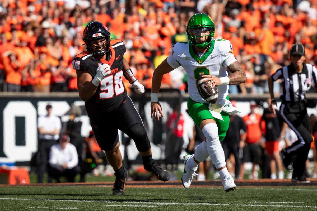 Ducks offensive lineman talks about part of transition to Dillon ...