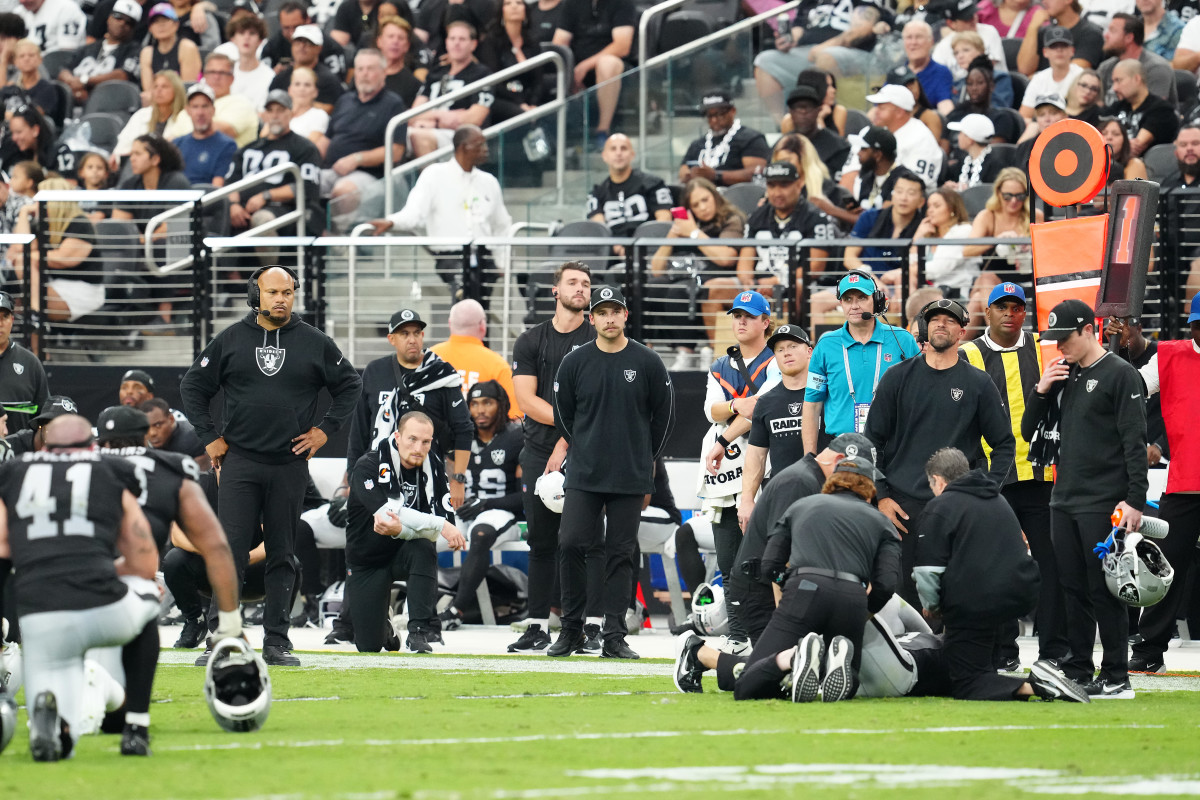 Las Vegas Raiders get hit with the worst news a day after embarrassing ...