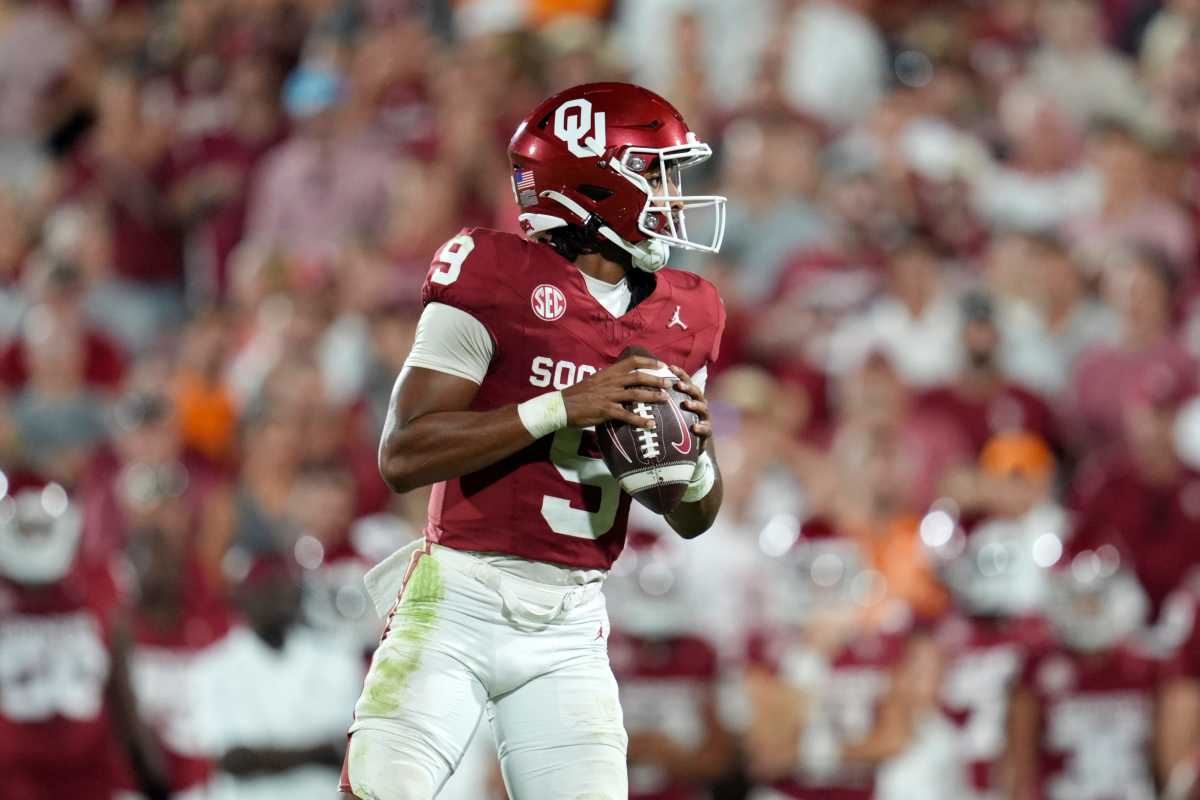 Brent Venables announces Michael Hawkins Oklahoma Sooners' starting QB ...