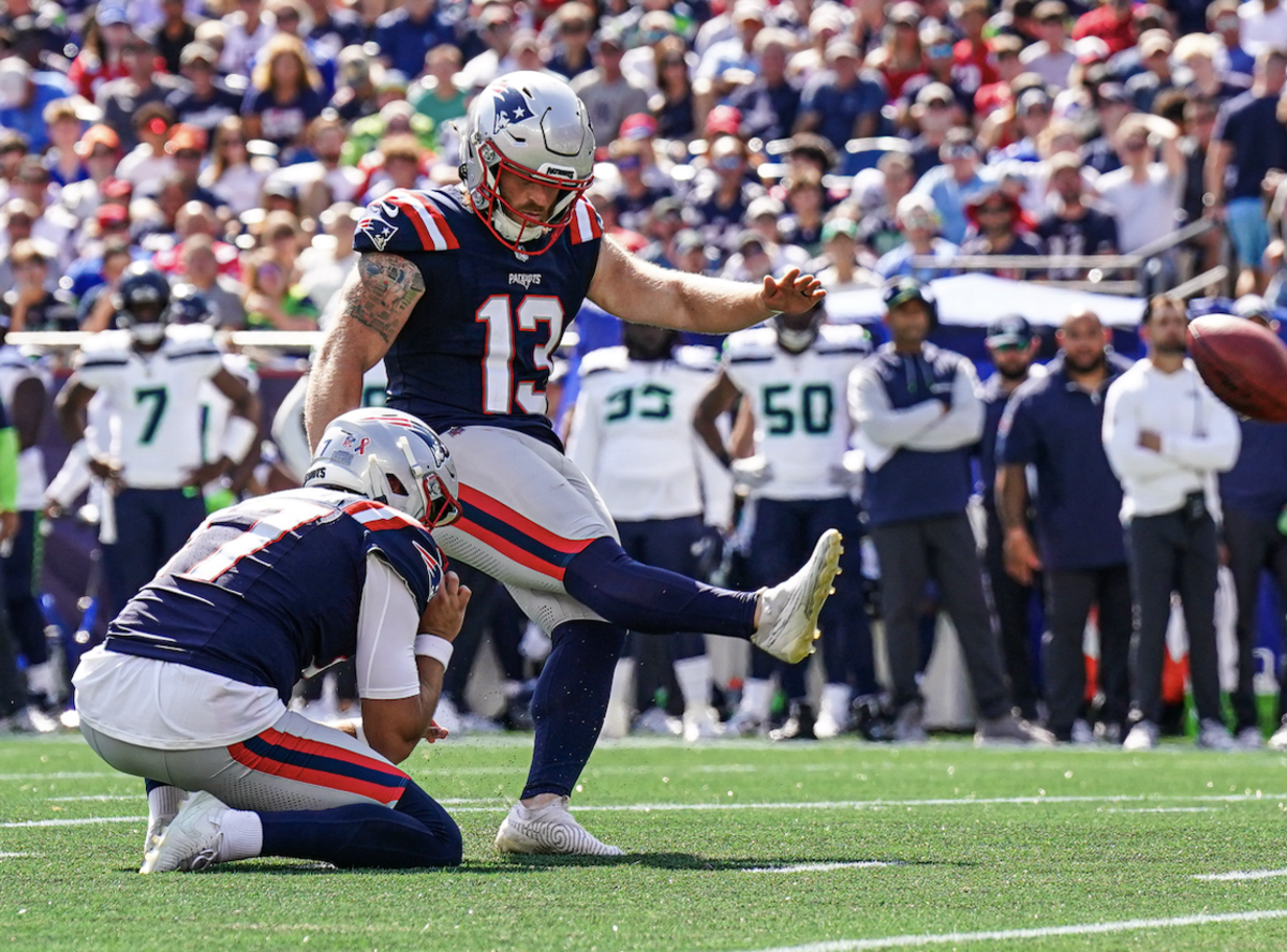 NFL makes hilarious decision right after Patriots K Joey Slye broke a ...