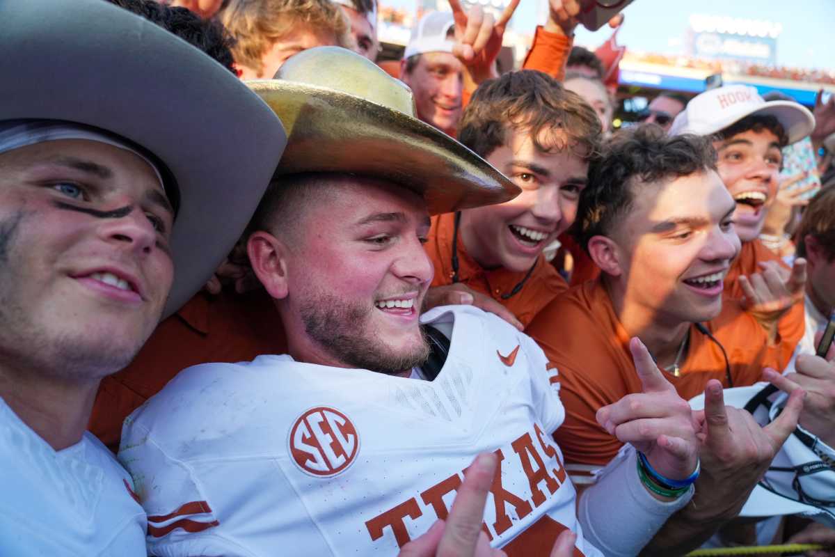 Texas QB Quinn Ewers shakes off rust, leads Longhorns to 34-3 win over Oklahoma in Red River rout