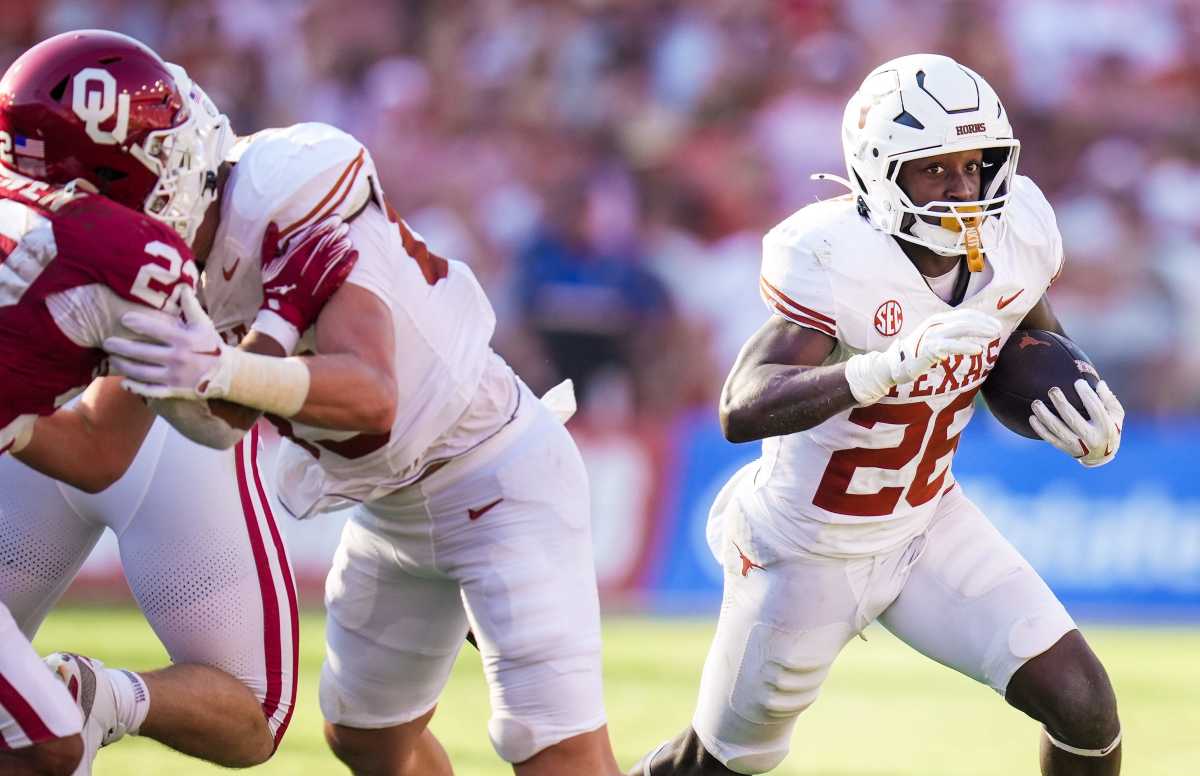 Between Jaydon Blue and Quintrevion Wisner, which RB should get bigger ...