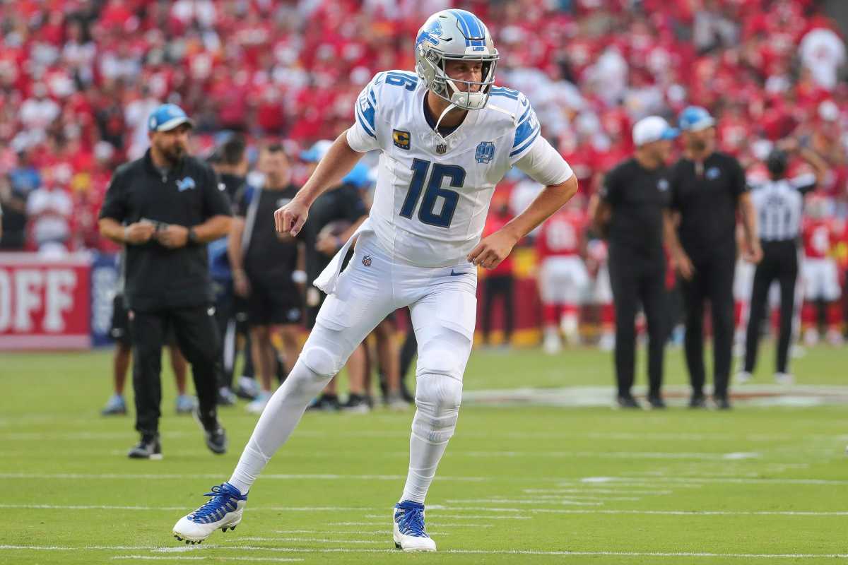 Jared Goff has passed Derek Carr in the record books