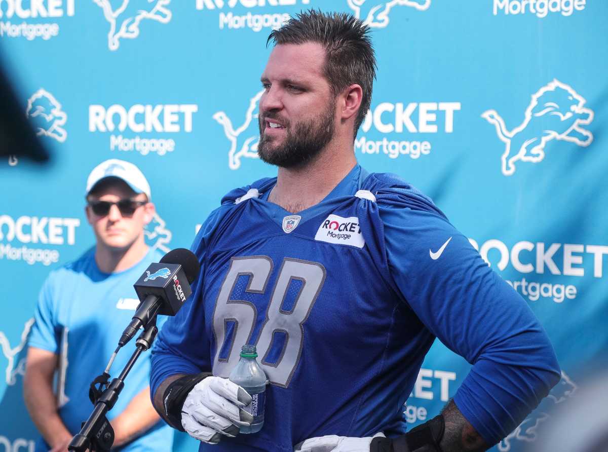 Taylor Decker and Emmanuel Mosely out on Lions Wednesday report