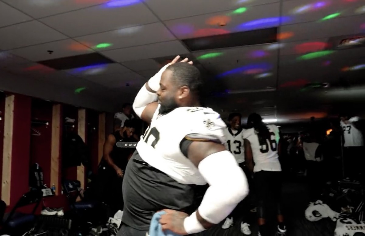 Michael Thomas, Saints teammates show off dance moves after win against ...