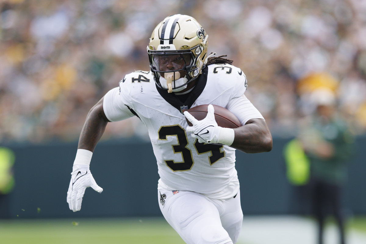 Cardinals steal RB Tony Jones Jr. from Saints practice squad