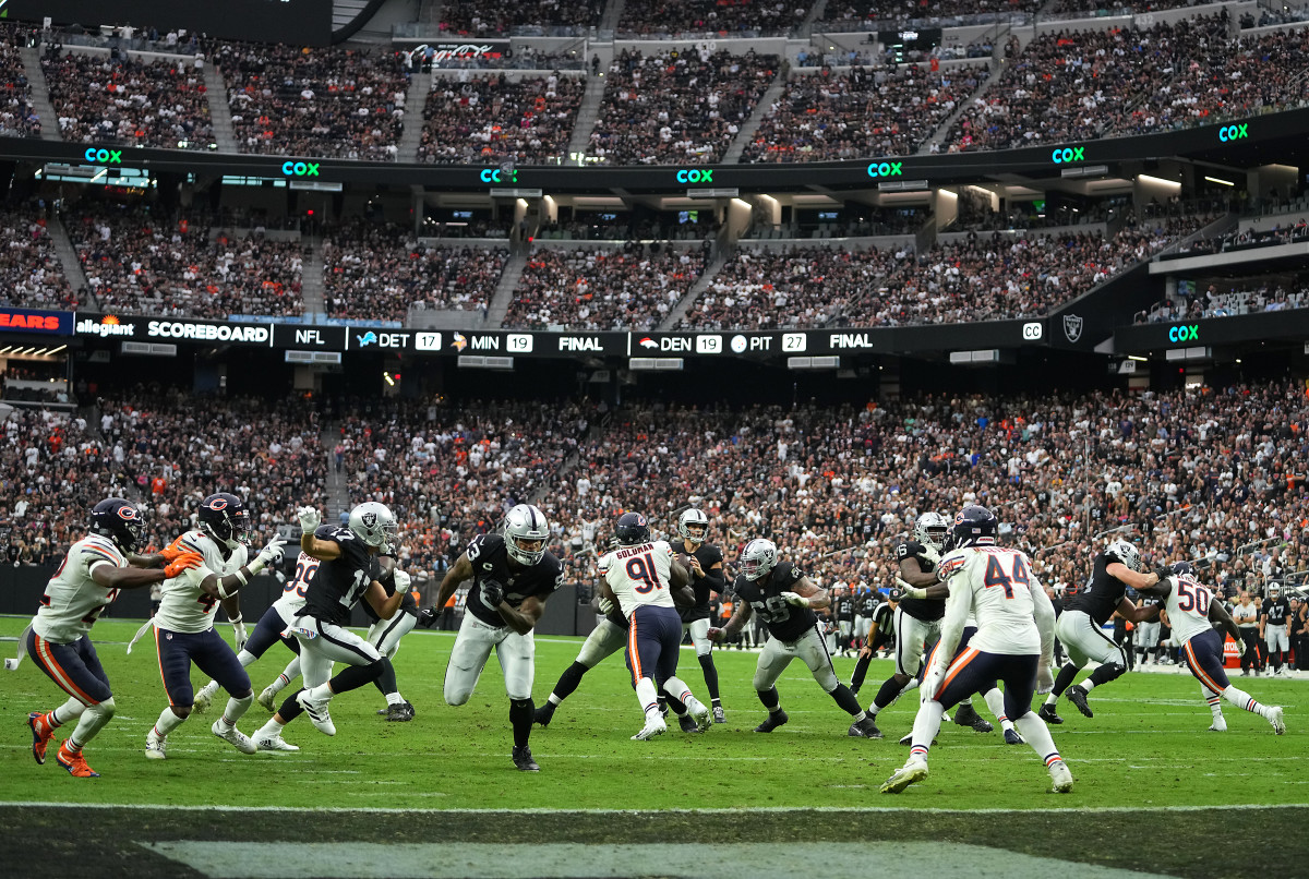How to watch and stream Raiders vs. Bears in Week 7