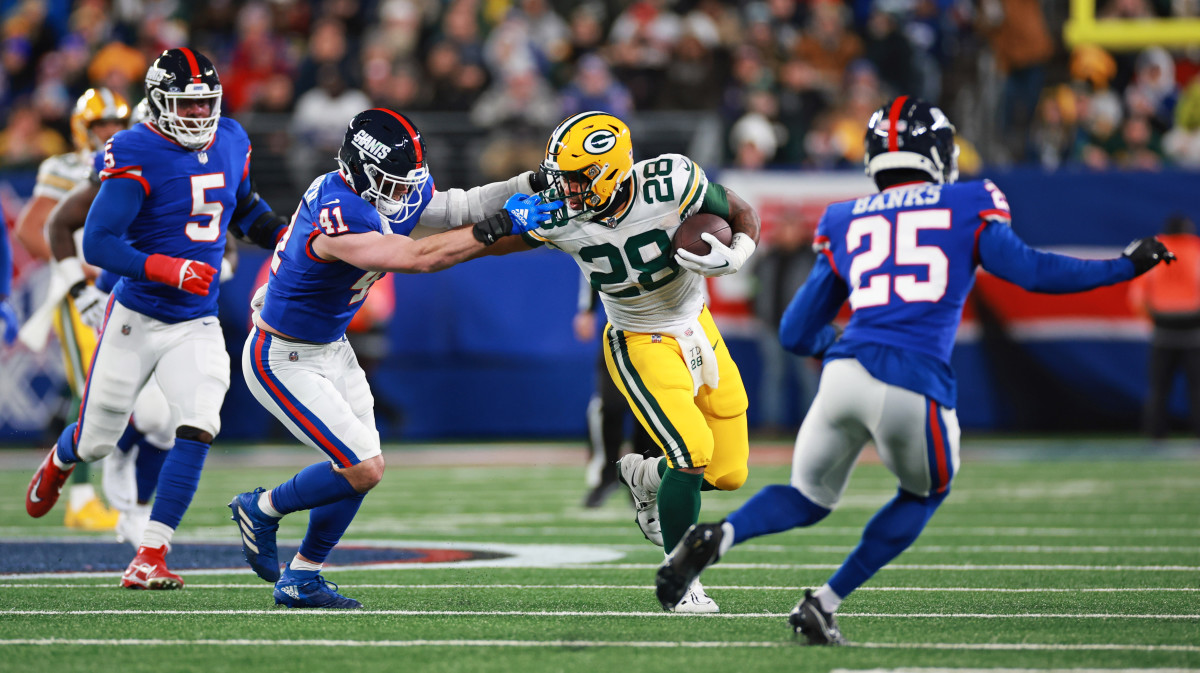 Packers RB AJ Dillon gets concerning injury update