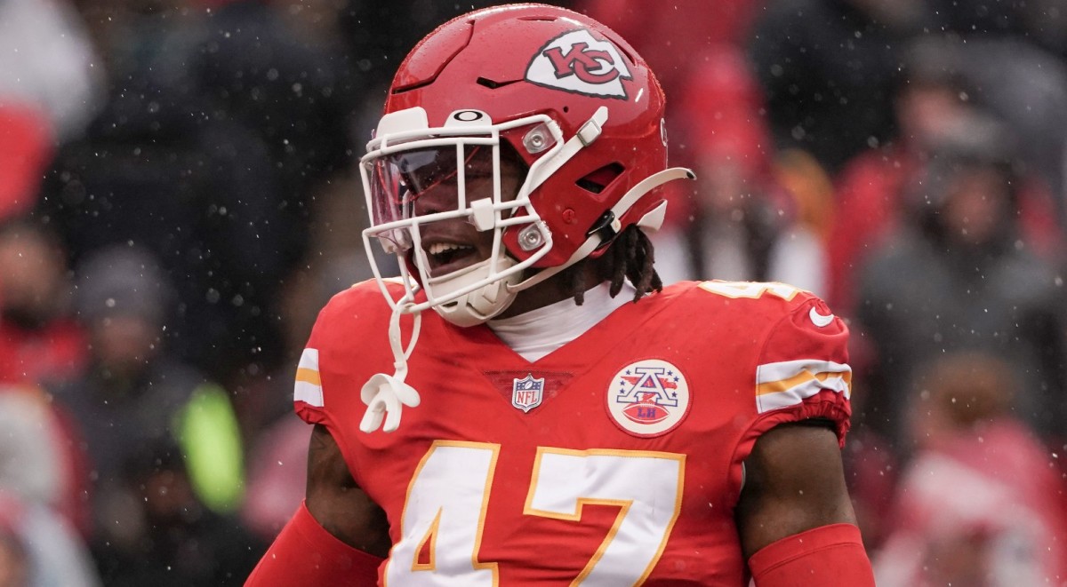 Kansas City Chiefs re-sign LB Darius Harris to practice squad