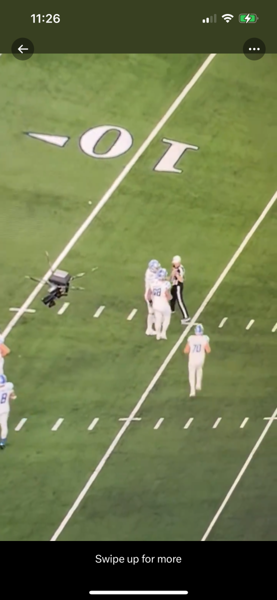 ESPN cameras catch Taylor Decker reporting as eligible to officials