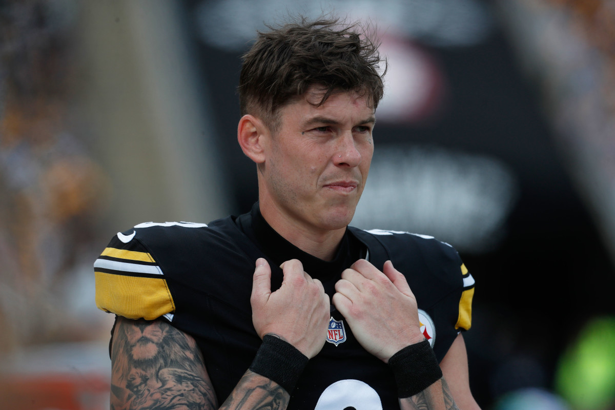 Steelers sign P Brad Wing to practice squad
