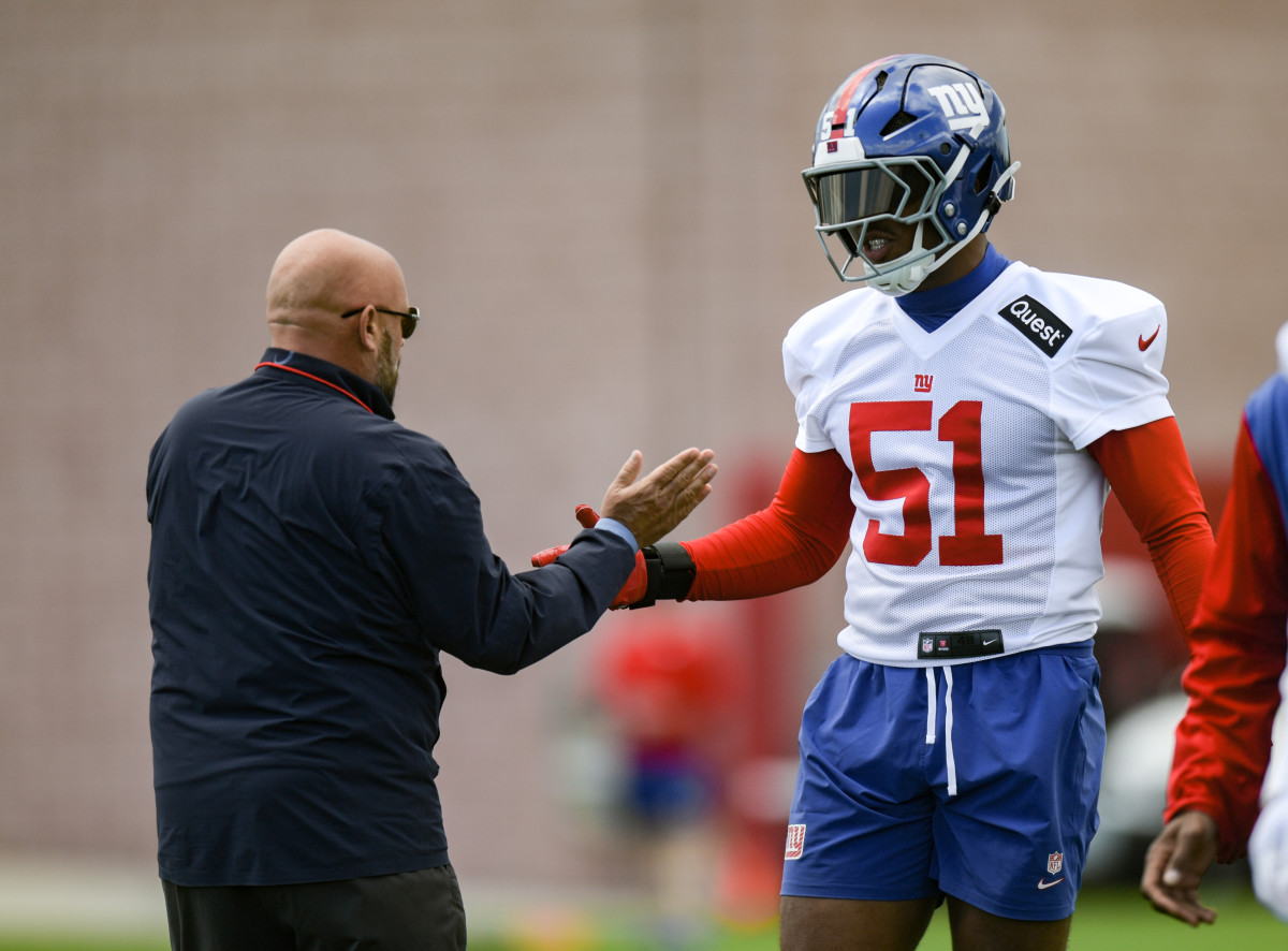 Giants pull off clever move that clears the way for Abdul Carter to finally sign his rookie ...