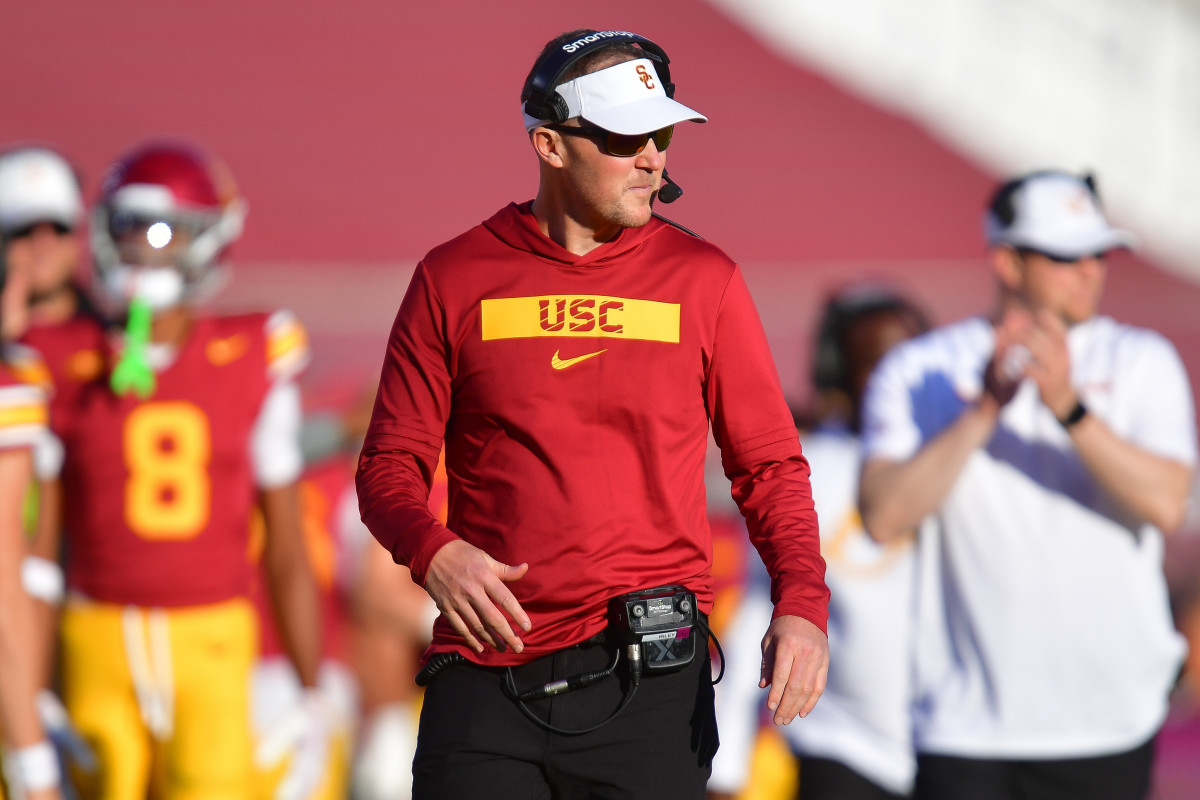 USC Trojans are outdoing the Oregon Ducks in every single way when it ...