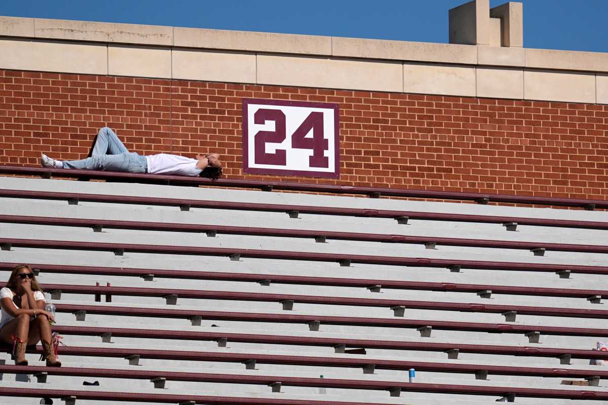 Oklahoma Sooners starter tests if the fan base is really as loyal as ...