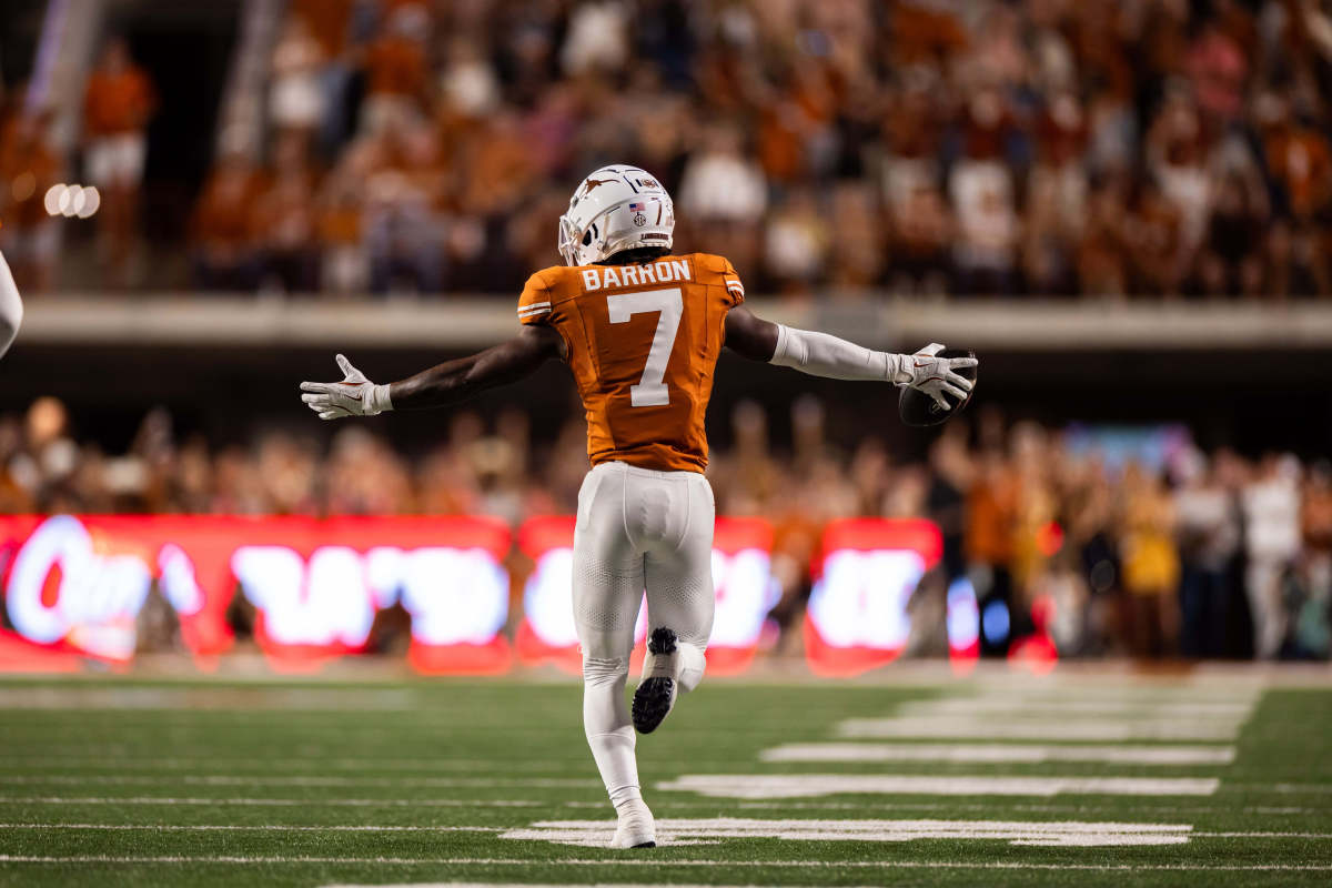 Texas CB Jahdae Barron confident Longhorns can play well vs. Vanderbilt ...