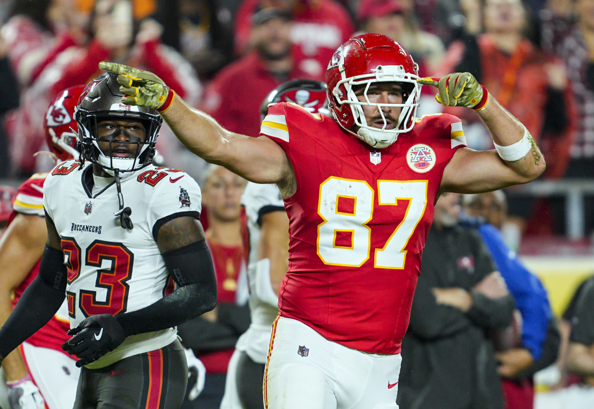 Chiefs TE Travis Kelce has erased early season narrative with historic performance vs. Buccaneers
