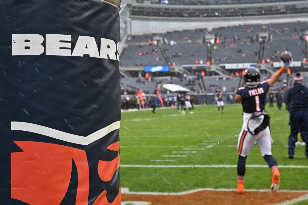 Bears are expected to take one last hit from the failed Justin Fields ...