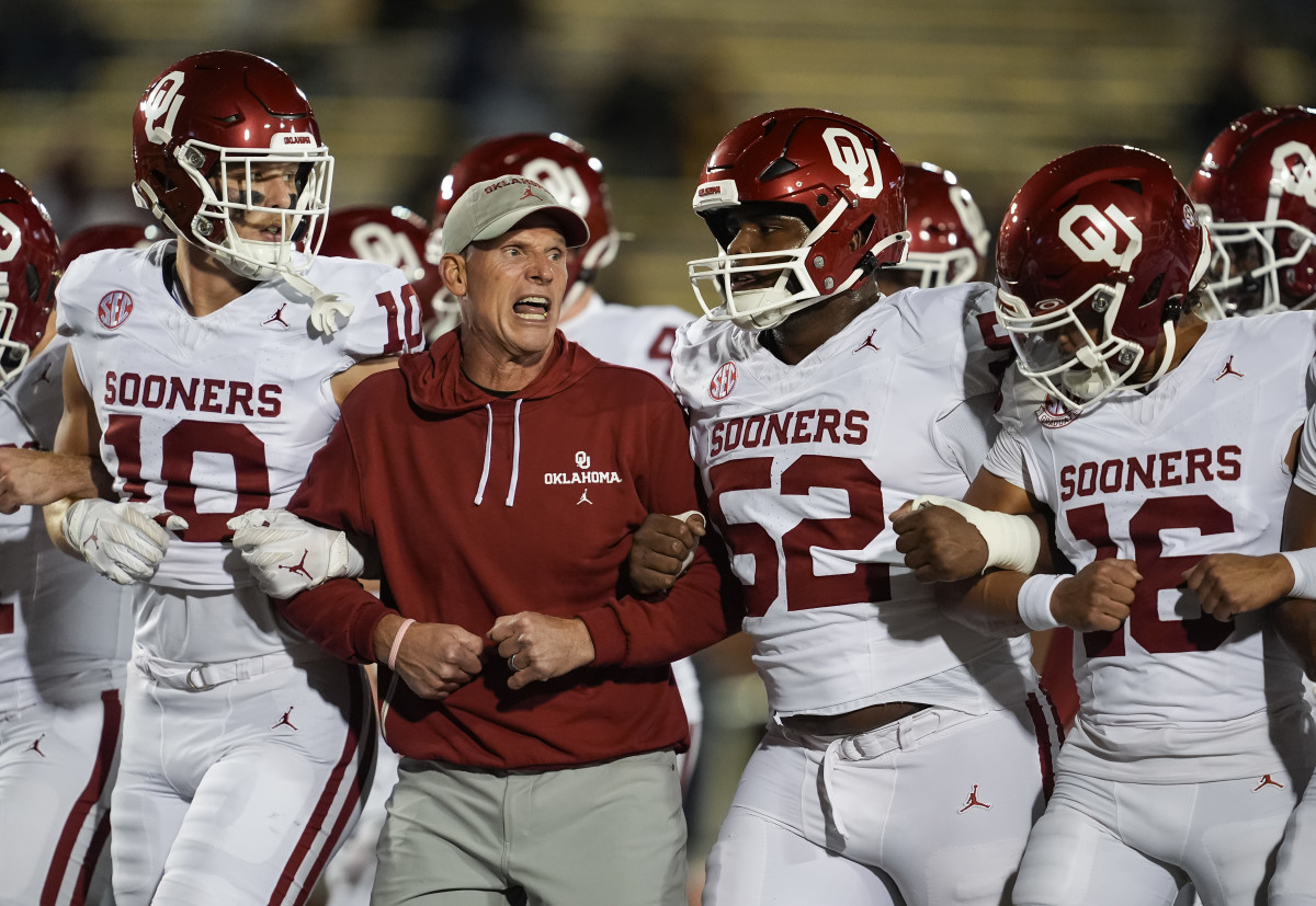 Oklahoma Sooners head coach Brent Venables sheds light on his roster situation before Armed ...