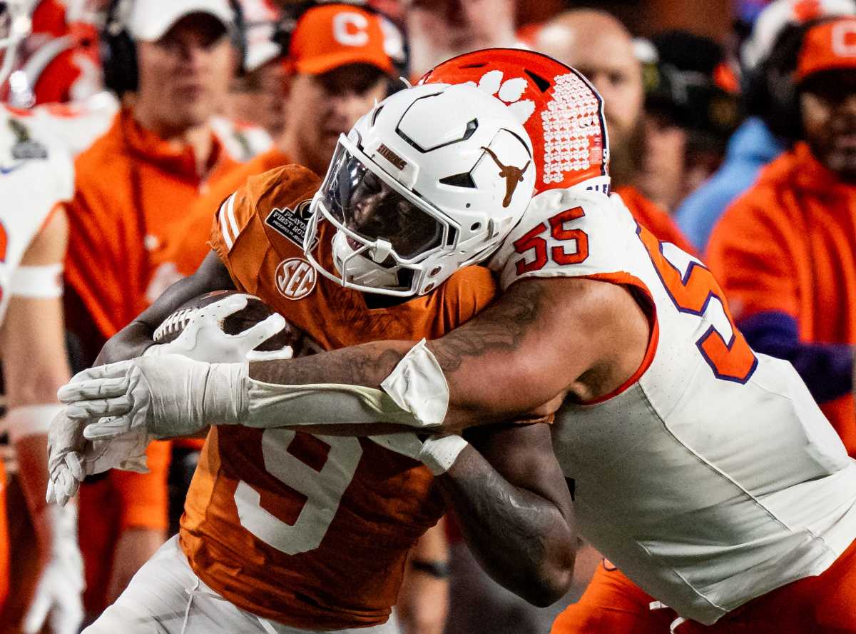 Longhorns’ running game needed depth and freshman Jerrick Gibson ...