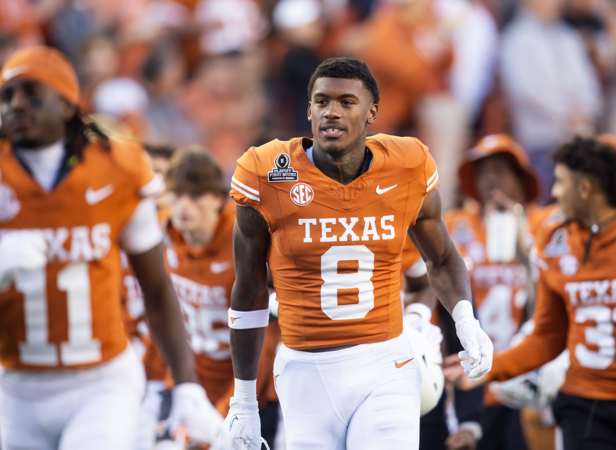 Former Longhorns tight end Amari Niblack transferring within the SEC ...