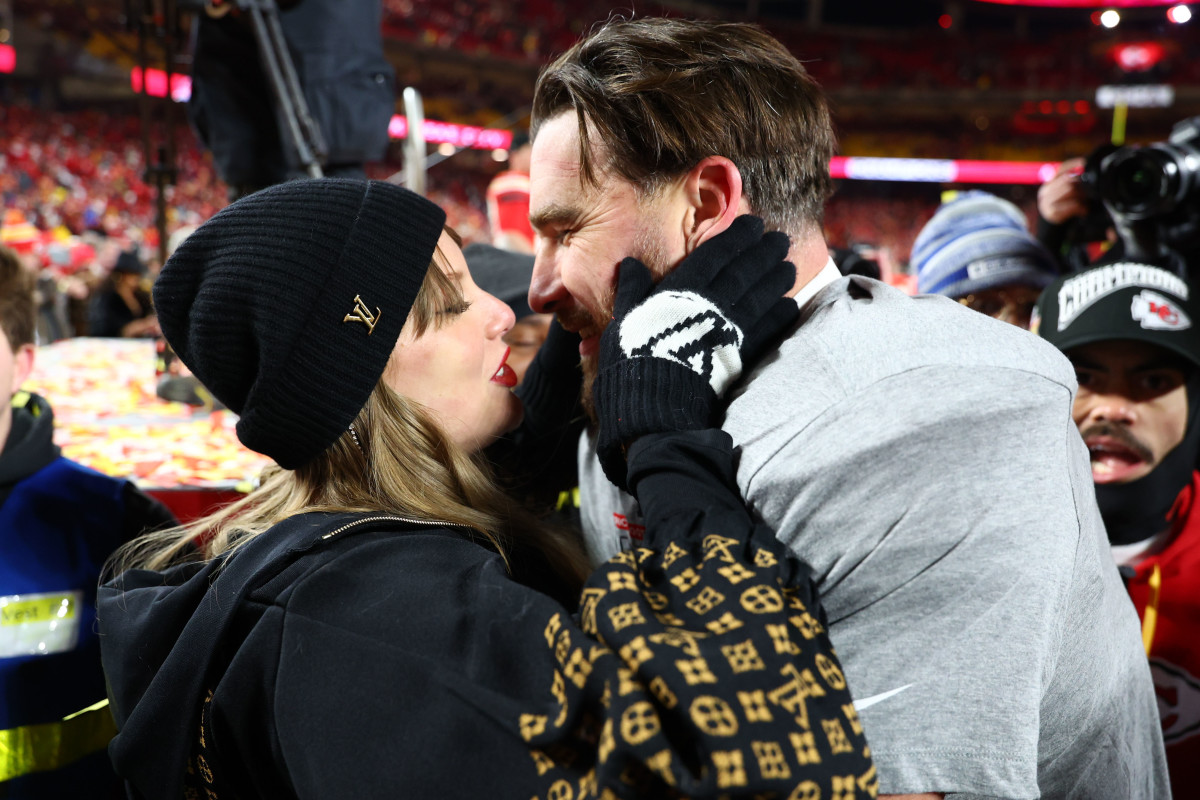 Taylor Swift and Travis Kelce's love story was on full display with ...