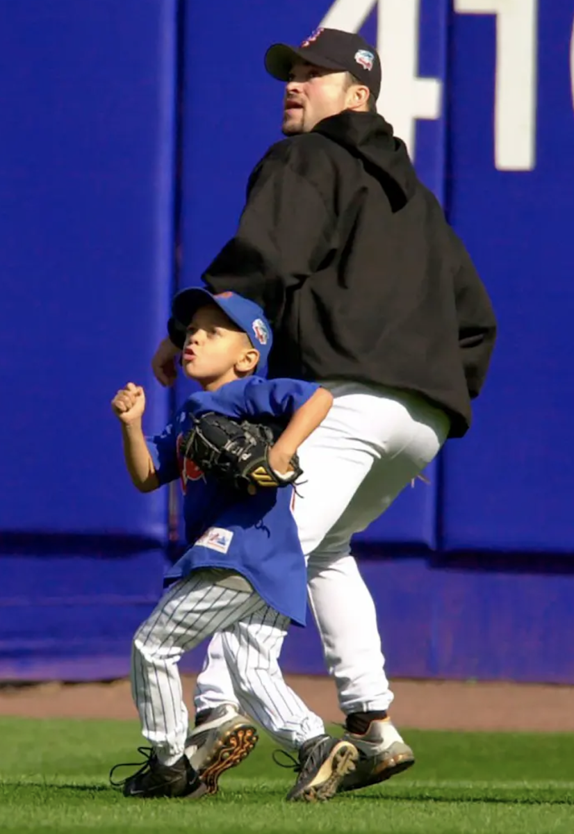 Chiefs QB Patrick Mahomes says NL East team has a 'good chance' to win ...