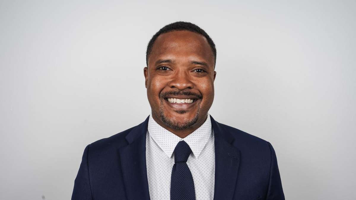 Notre Dame hires Mike Martin as their next general manager, and he ...