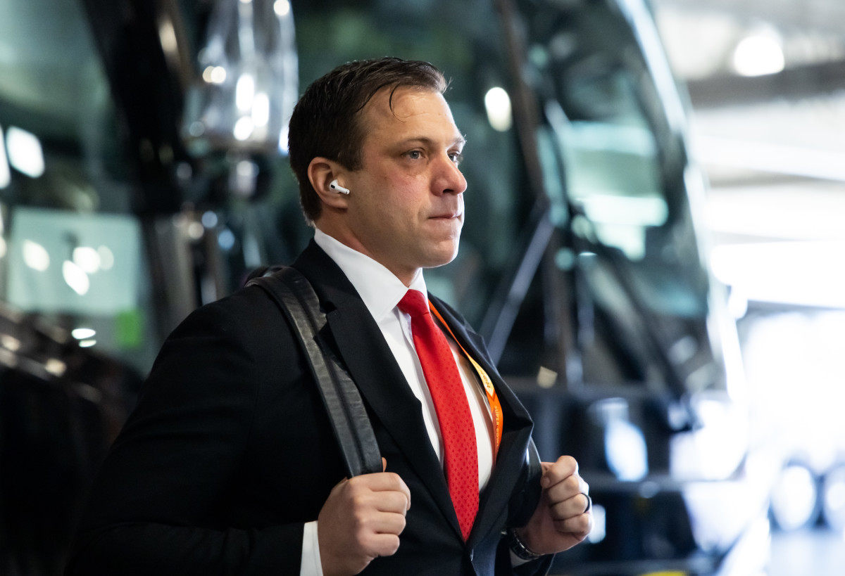 Chiefs' salary cap situation for the 2025 NFL season looks dire on the ...