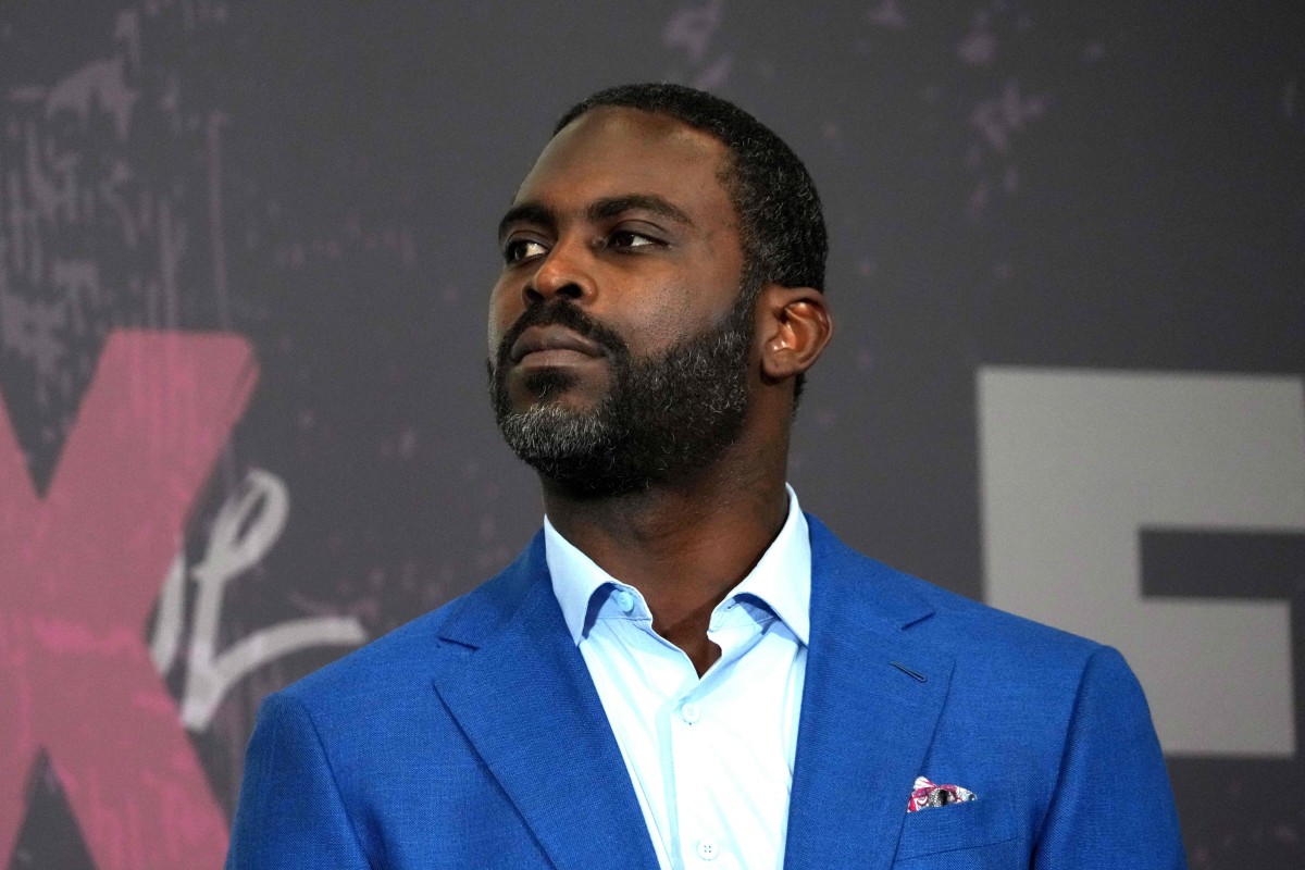Michael Vick offers scholarship to Donovan McNabb Jr. to compete with ...