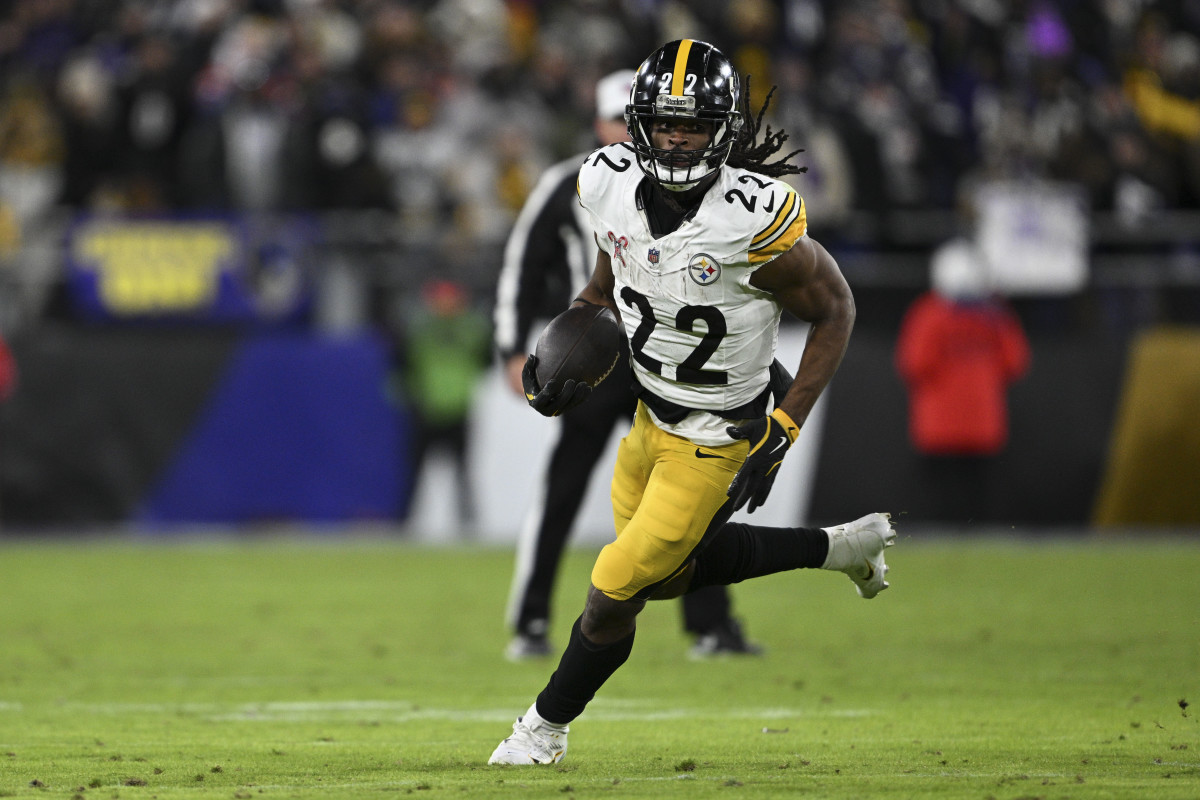 Najee Harris wastes no time taking shots at the Steelers organization ...