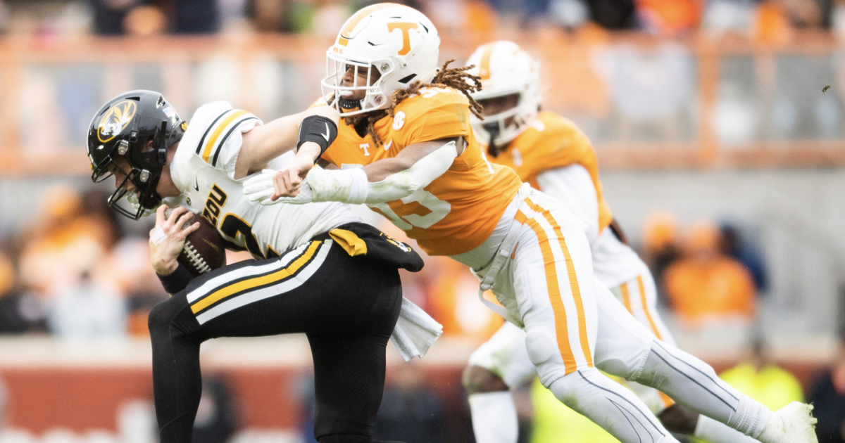 Vols LB Jeremy Banks sends message to fans after making big ...