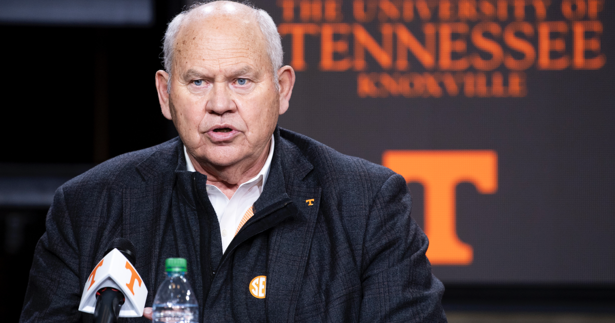 Former Tennessee Vols head coach Phillip Fulmer sounds off on Arch ...