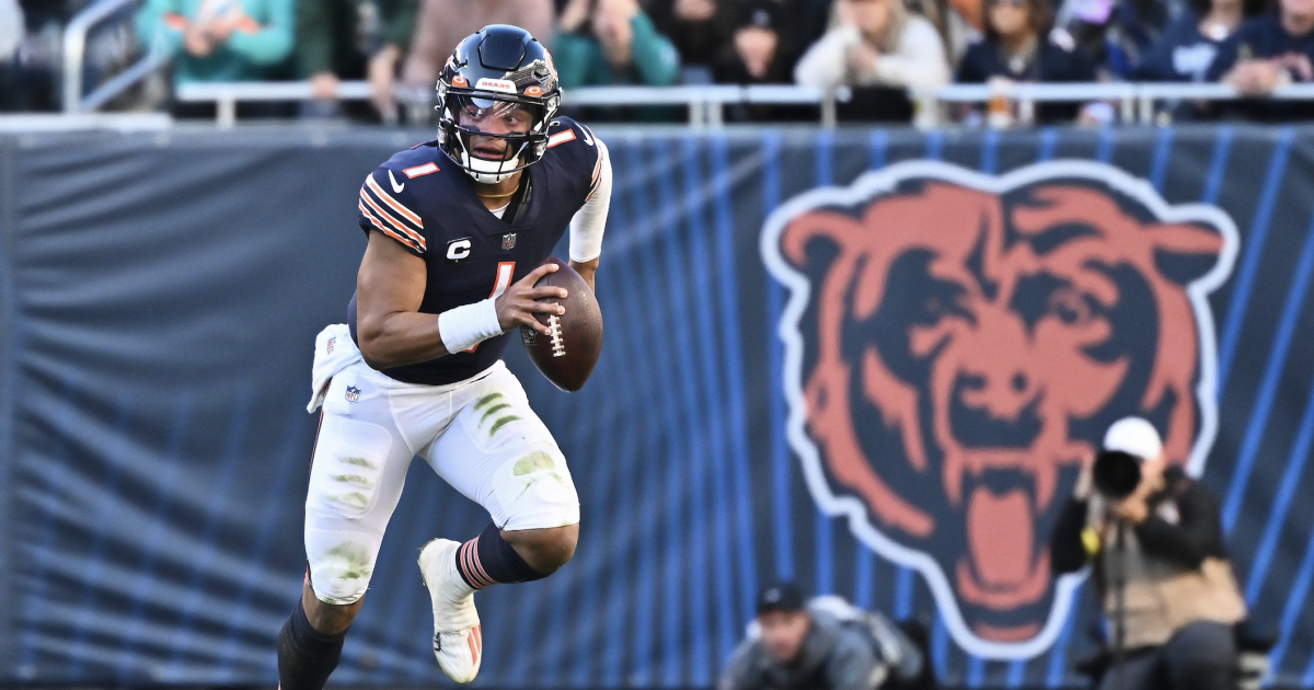 Justin Fields sends message to Chicago Bears fans - A to Z Sports