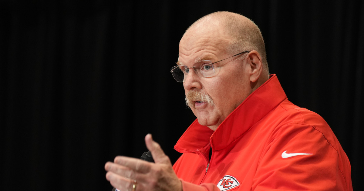 Chiefs HC Andy Reid pays tribute to Derrick Thomas on the 24th ...