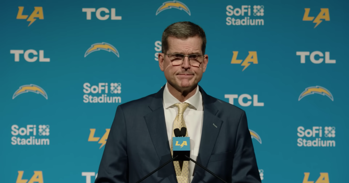 Chargers announce several new hires to their coaching and front office ...